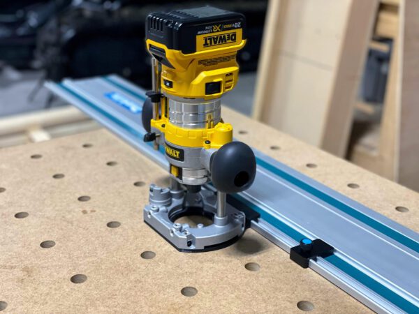 Dewalt Router Adapter for Guide Rails DNP612 - ToolCurve
